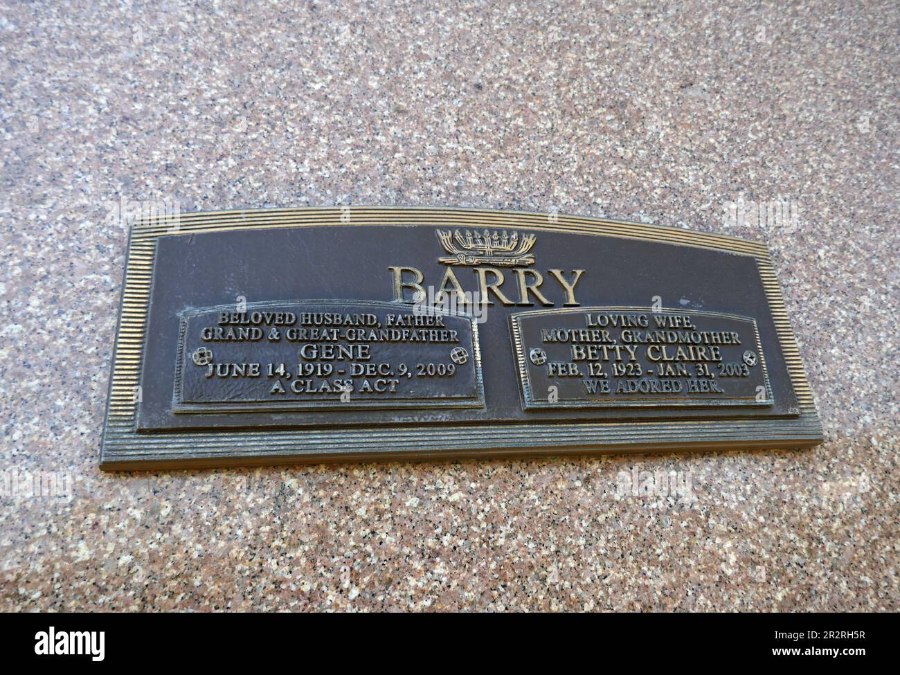 Los Angeles, California, USA 18th May 2023 Actor Gene Barry Grave in ...