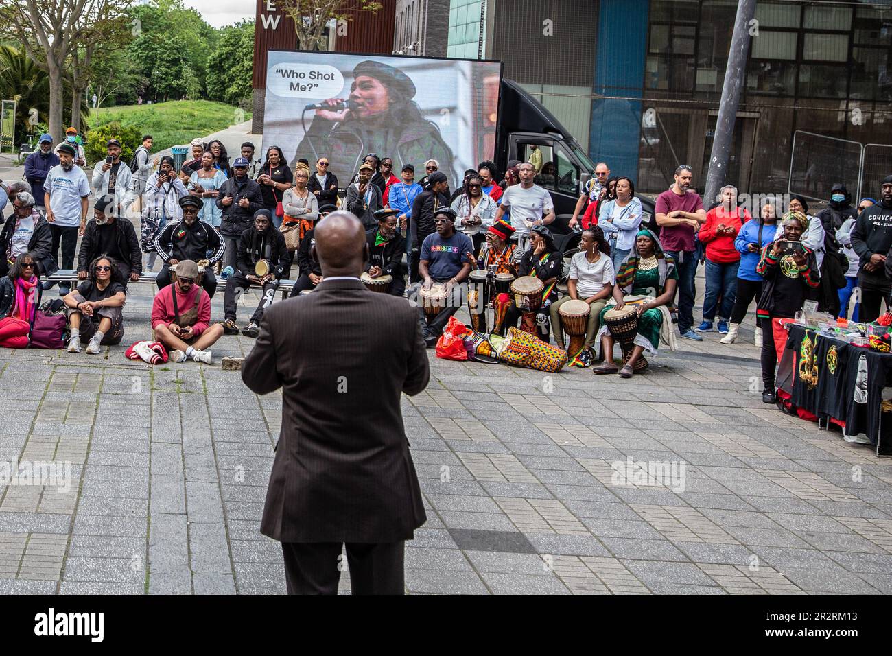 London, UK. 20th May, 2023. People gather at Pecham square to honour ...