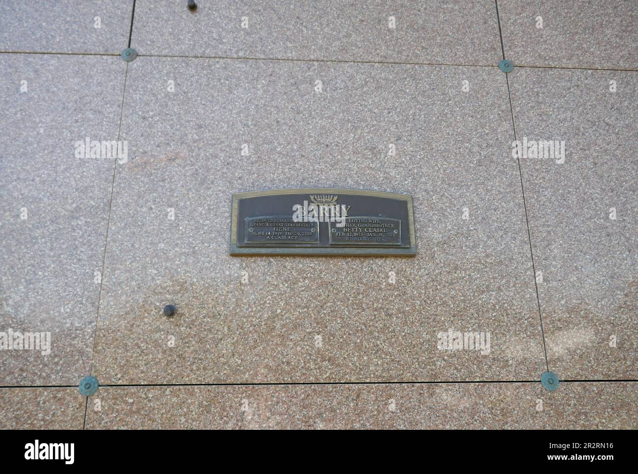 Los Angeles, California, USA 18th May 2023 Actor Gene Barry Grave in ...