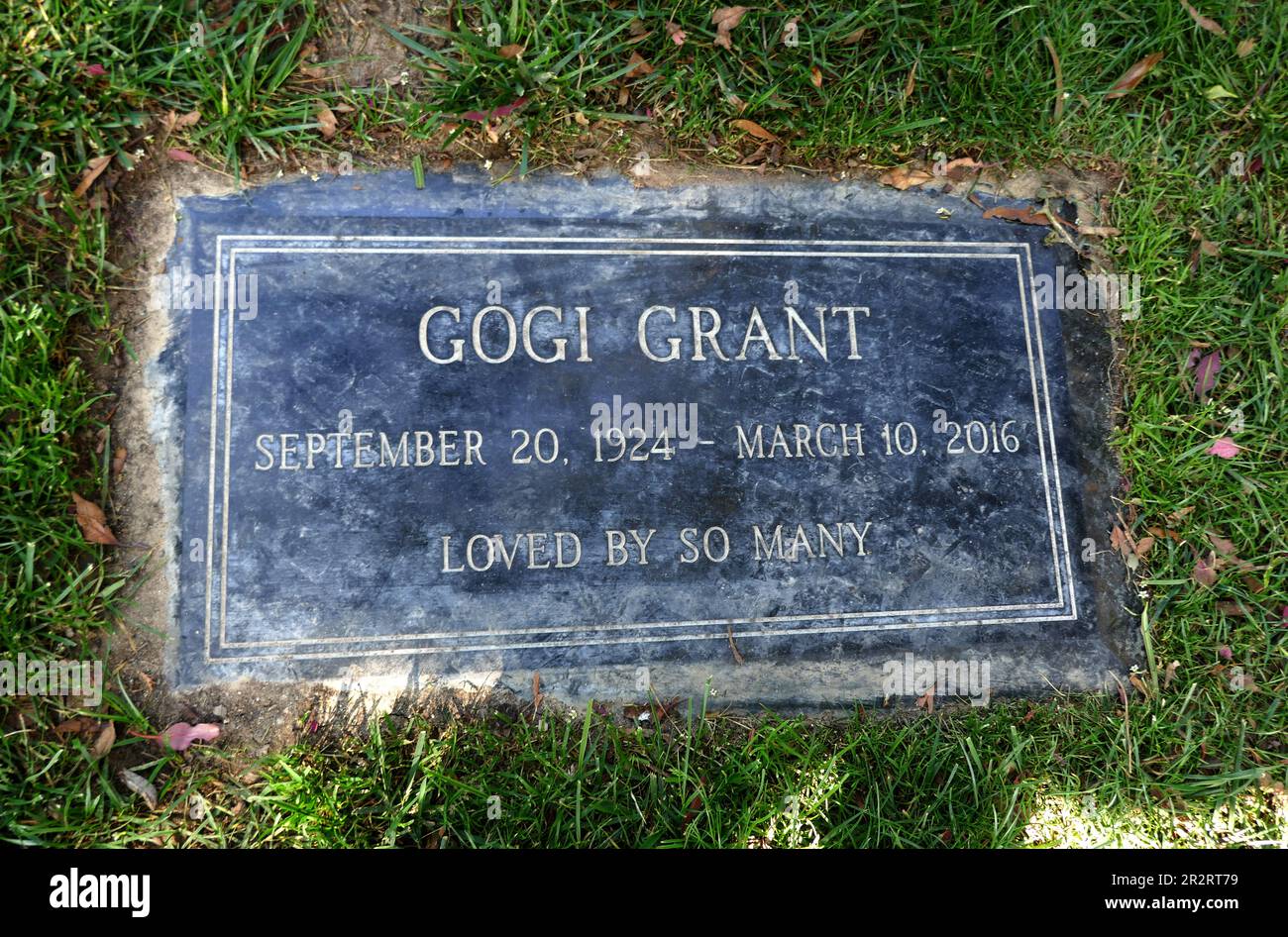 Los Angeles, California, USA 18th May 2023 Singer Gogi Grant Grave in ...