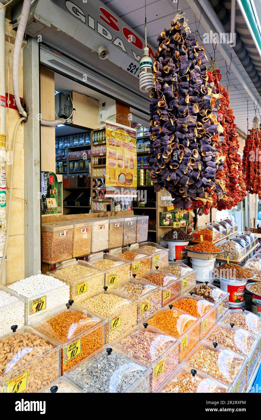 Istanbul Turkey. Street Market in Fatih District Stock Photo - Alamy