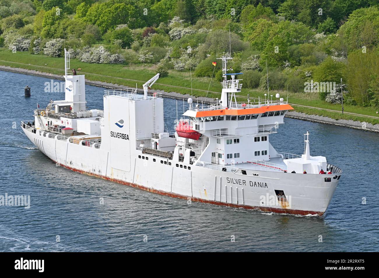 Palletised Cargo Ship SILVER DANIA at the Kiel Canal Stock Photo - Alamy