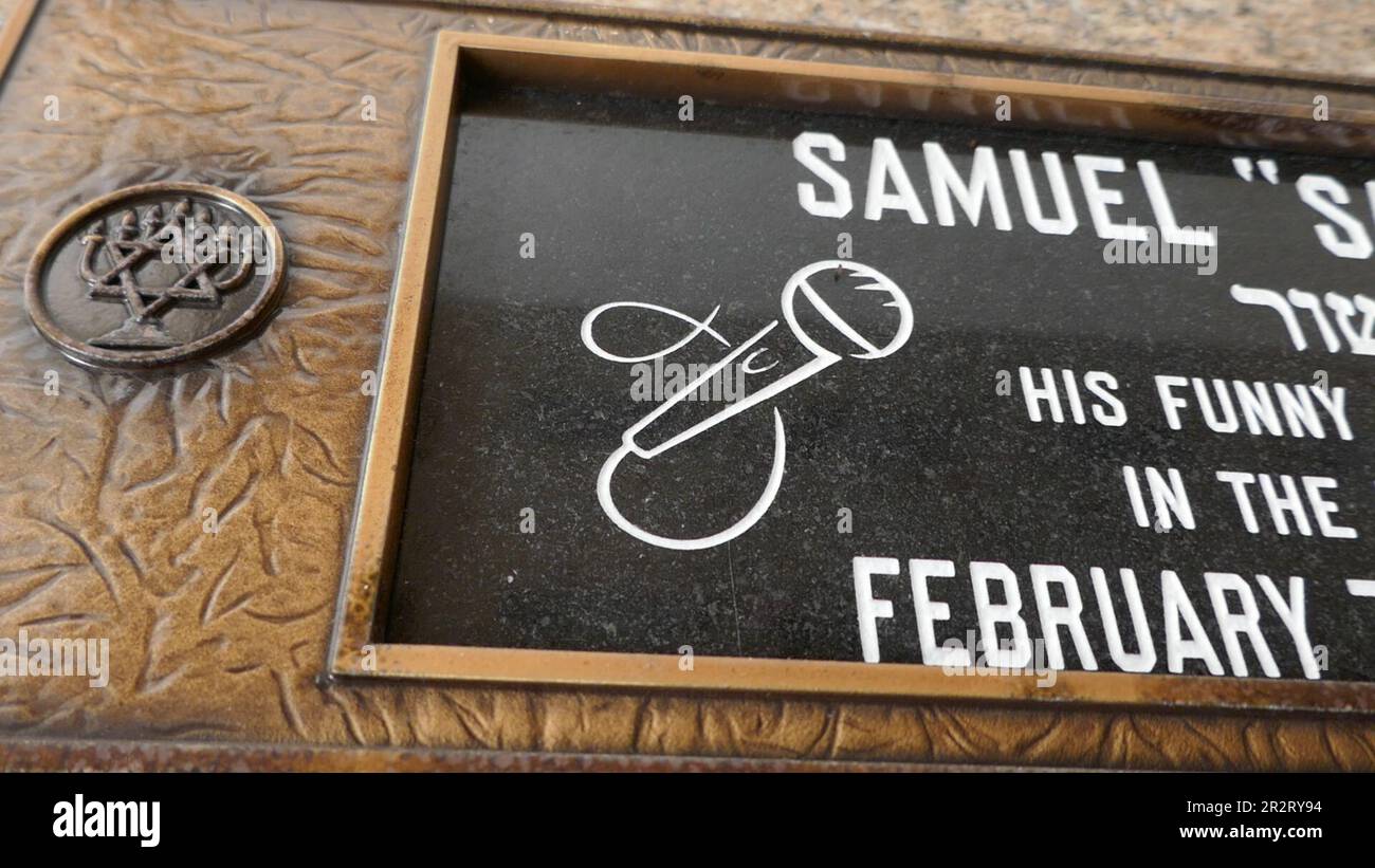 Los Angeles, California, USA 18th May 2023 Comedian Sammy Shore Grave ...