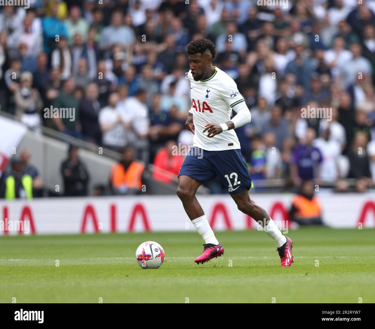Emerson royal english soccer hi-res stock photography and images - Alamy