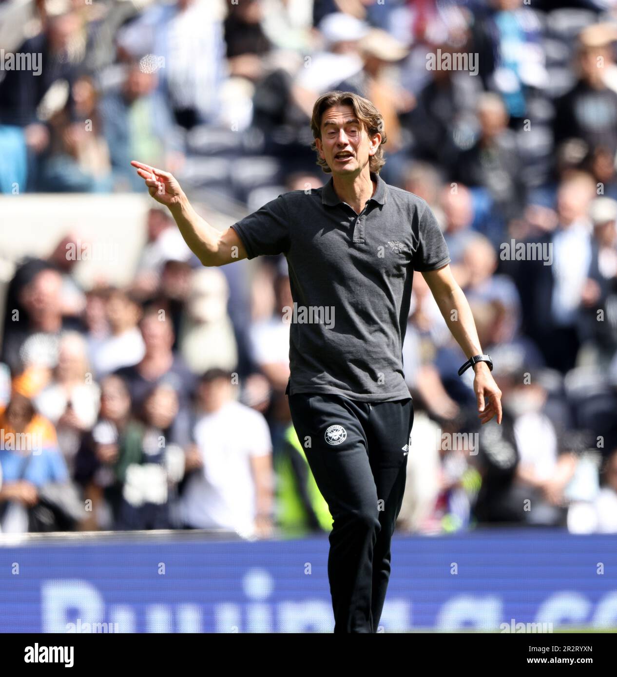 Coach thomas frank tottenham hotspur hi-res stock photography and ...