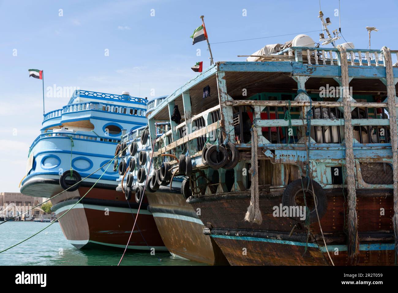 Traditional wooden cargo boats in Khor Dubai (Dubai Creek), Dubai ...