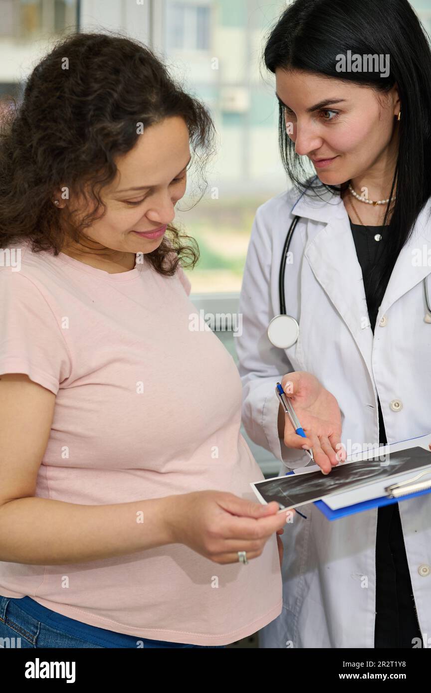 Antenatal scan hi-res stock photography and images - Alamy