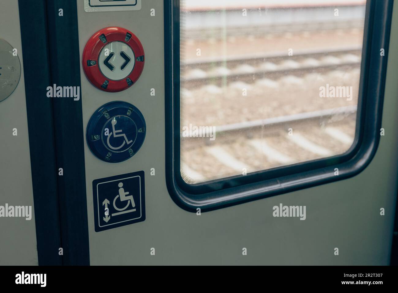 transport of disabled people on trains, Difficulties for disabled ...