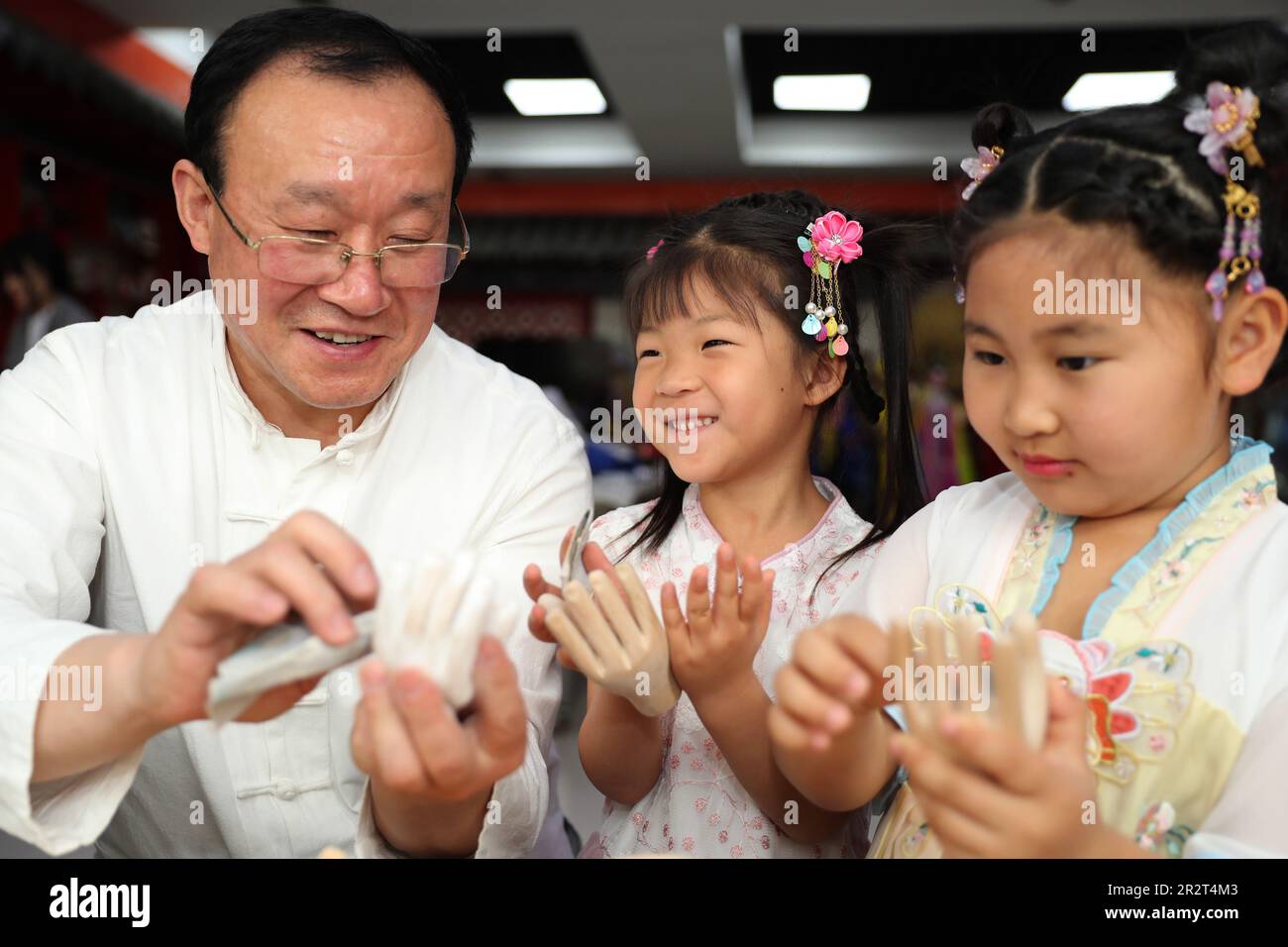 Jiang yutao hi-res stock photography and images - Alamy