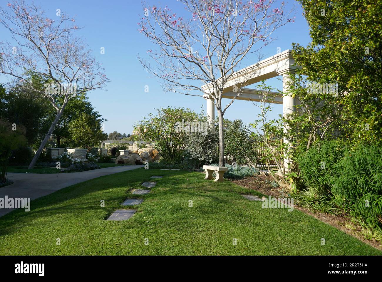 Los Angeles, California, USA 18th May 2023 Actress Peggy Lipton Grave ...