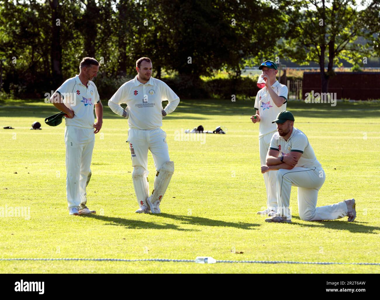 Cricket players team hi-res stock photography and images - Alamy