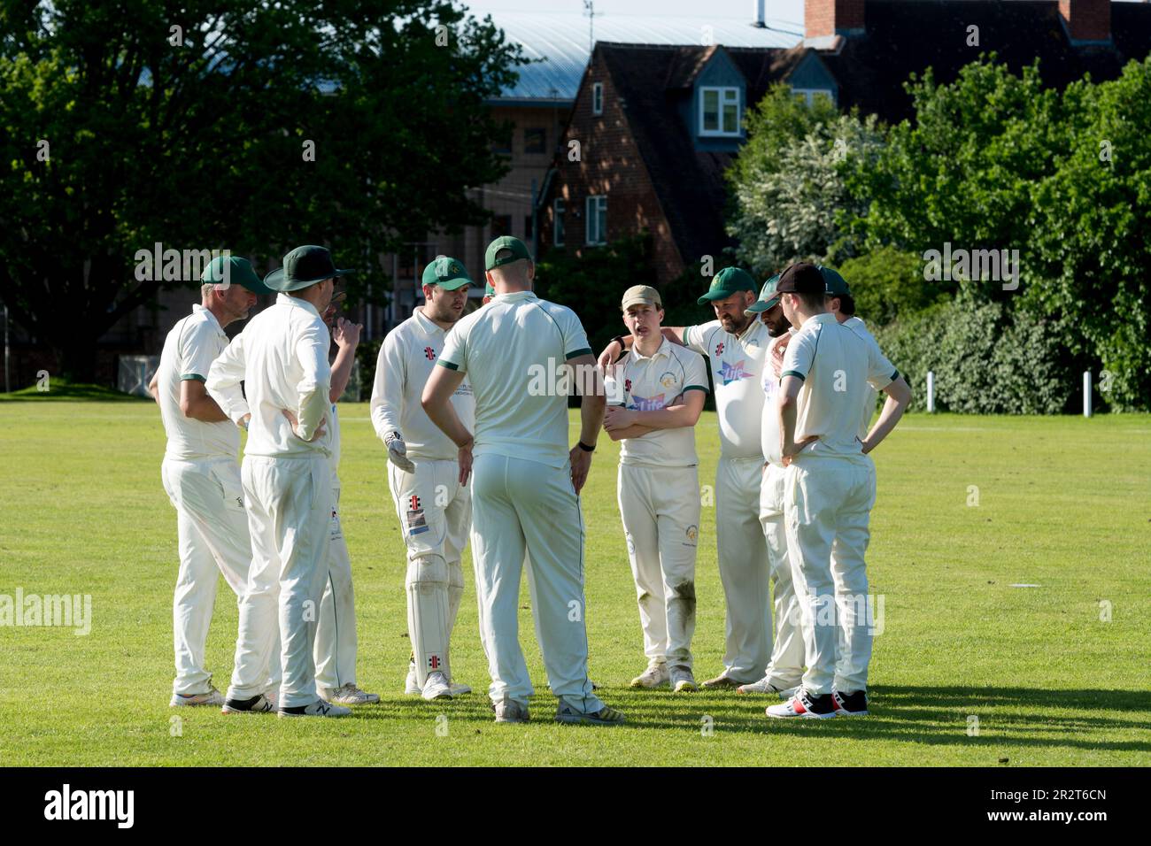 Cricketers talking hi-res stock photography and images - Alamy