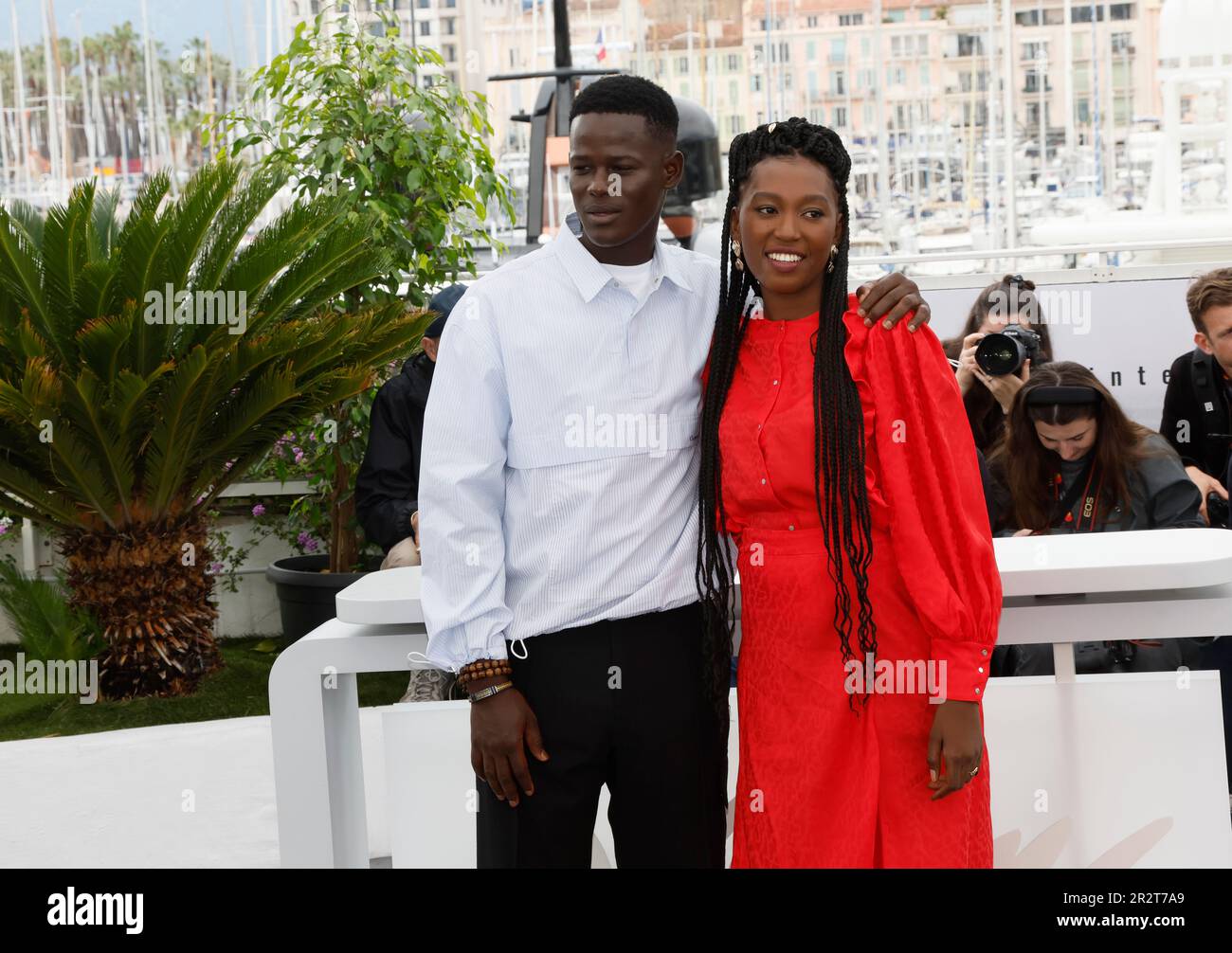 Mamadou Diallo, left, and Khady Mane pose for photographers at the ...