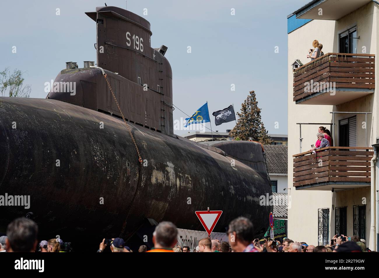 Speyer, Germany. 21st May, 2023. Residents watch from their balconies ...