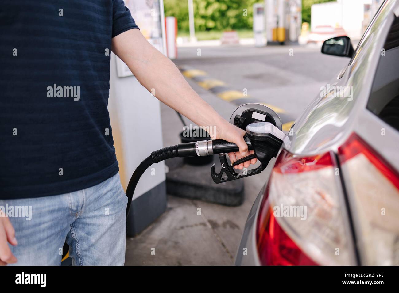 Pumping gas into a liquid hi-res stock photography and images - Alamy