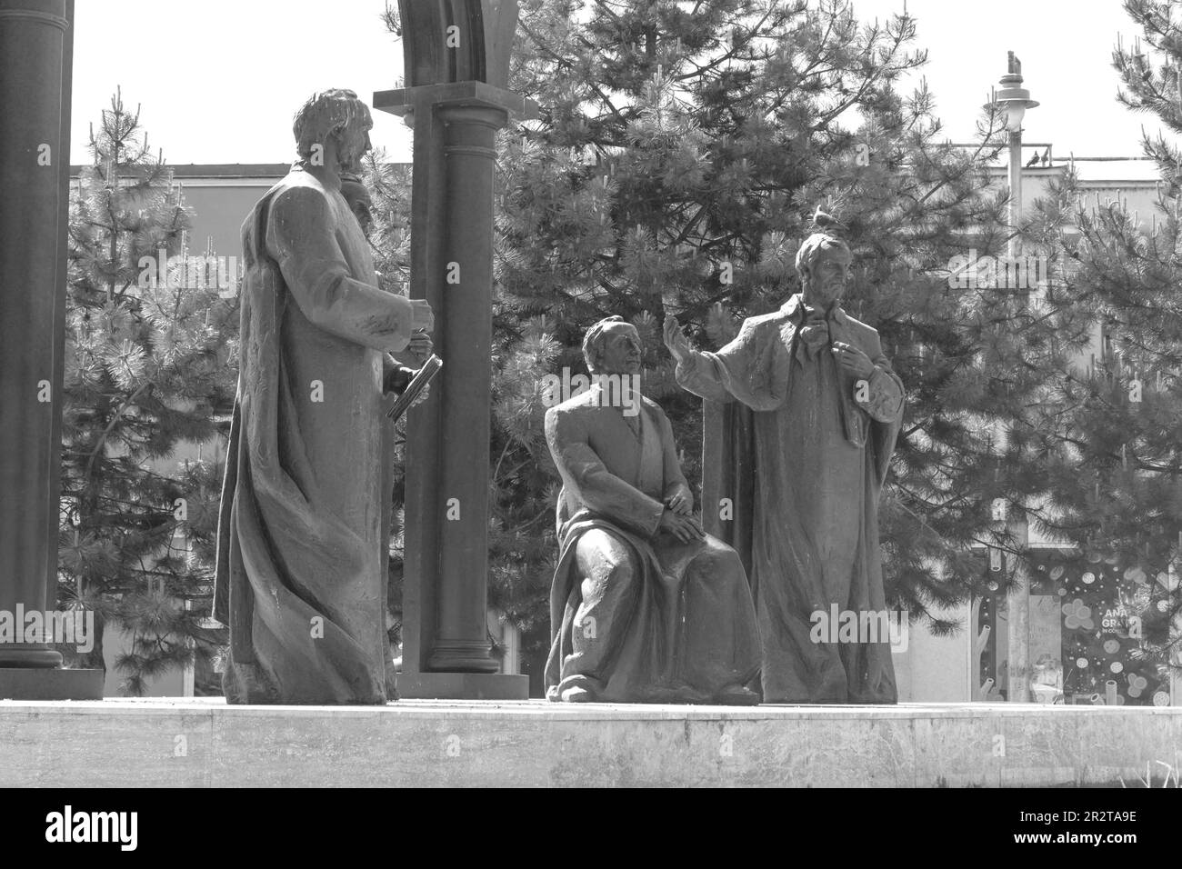 The Ardelean School Statuary Group in Targu Mures Stock Photo - Alamy