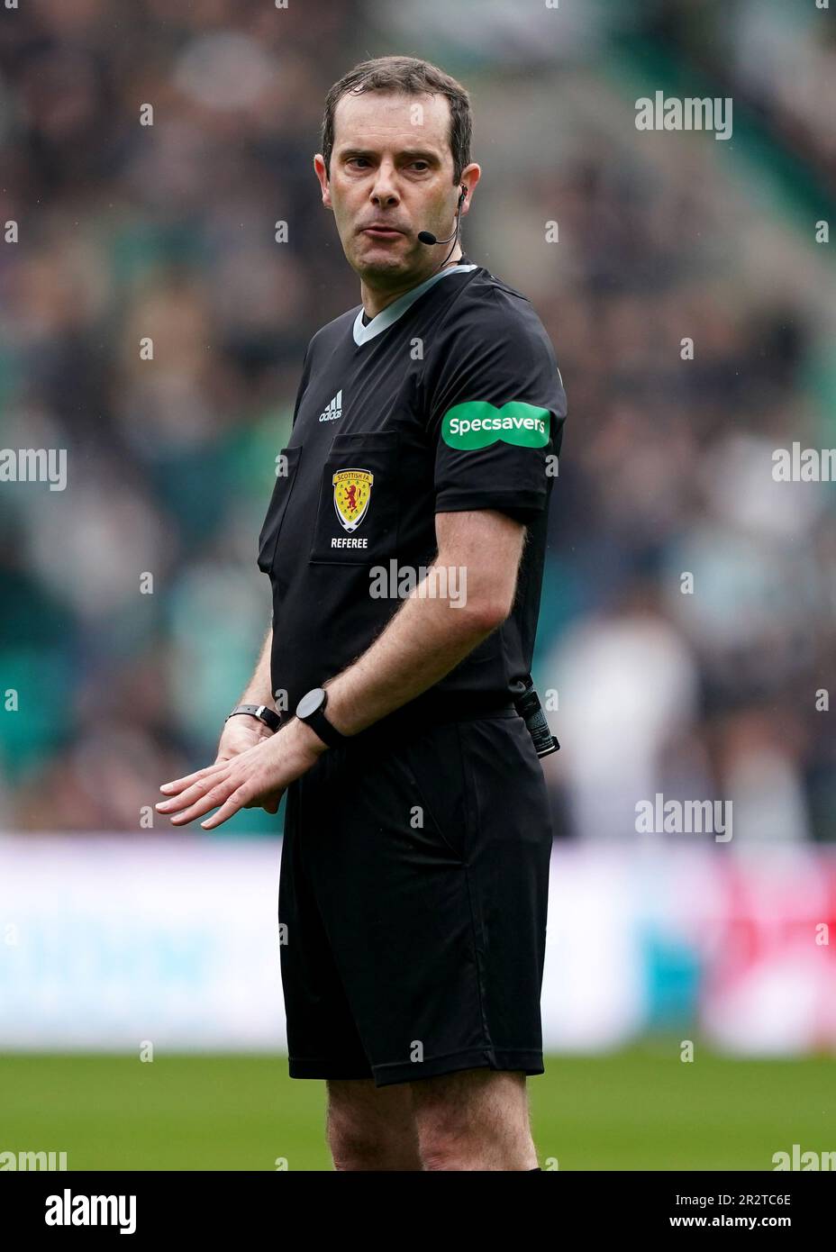 Referee alan muir hi-res stock photography and images - Alamy
