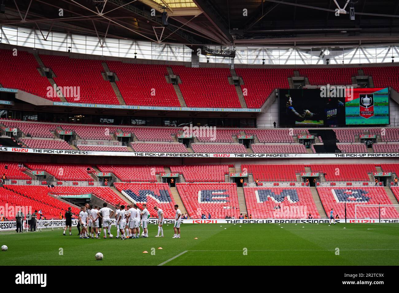 Newport Pagnell Town warm up before the Isuzu FA Vase Final at Wembley ...