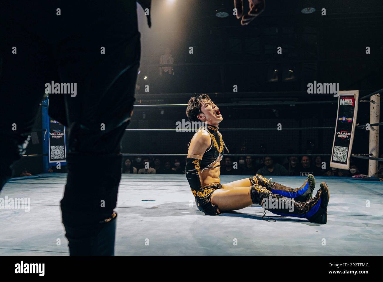 Bangkok, Thailand. 20th May, 2023. Wrestler Monomoth makes an awkward ...