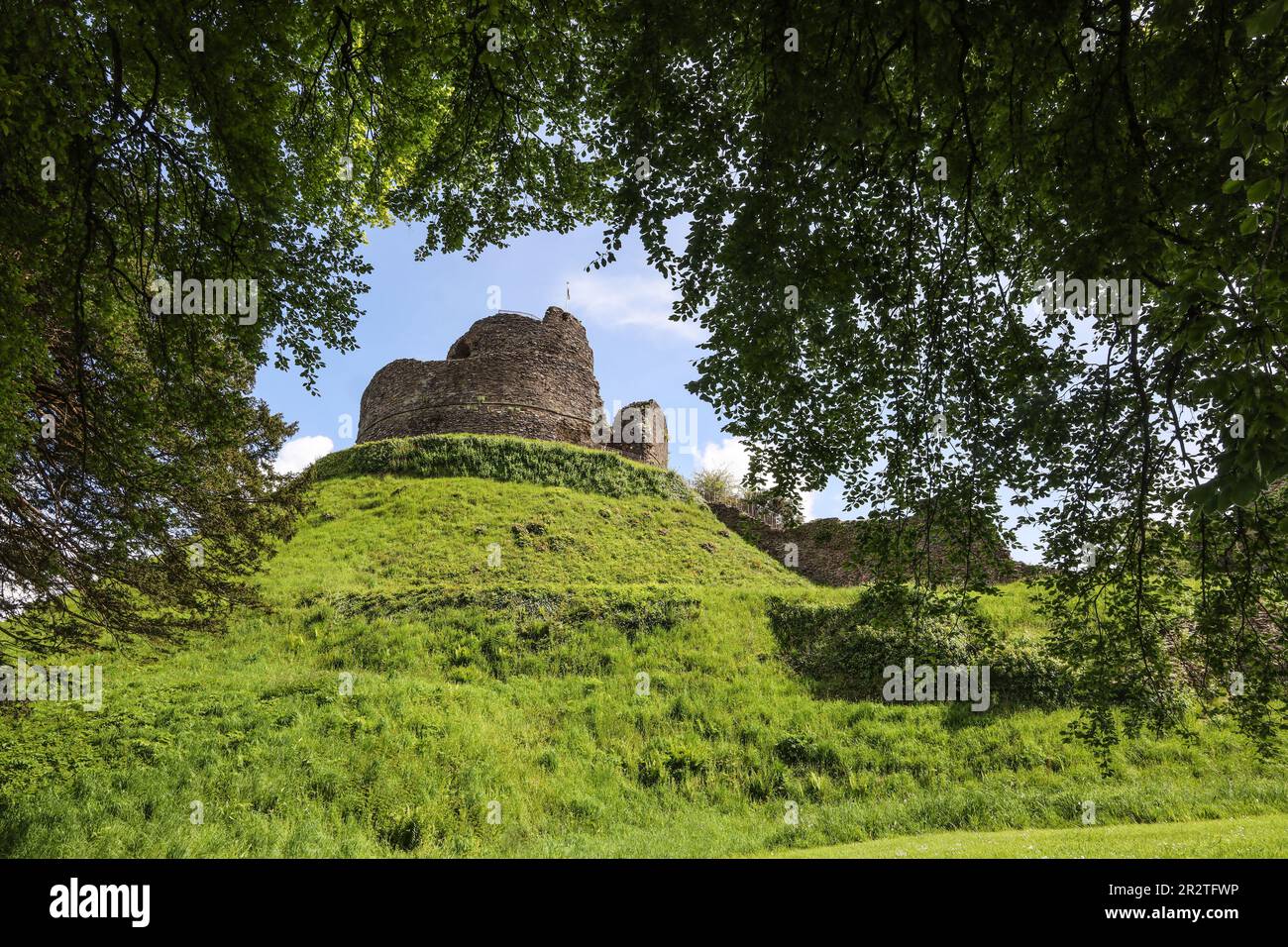 The Keep with high tower on its mound within the grounds at Launceston ...