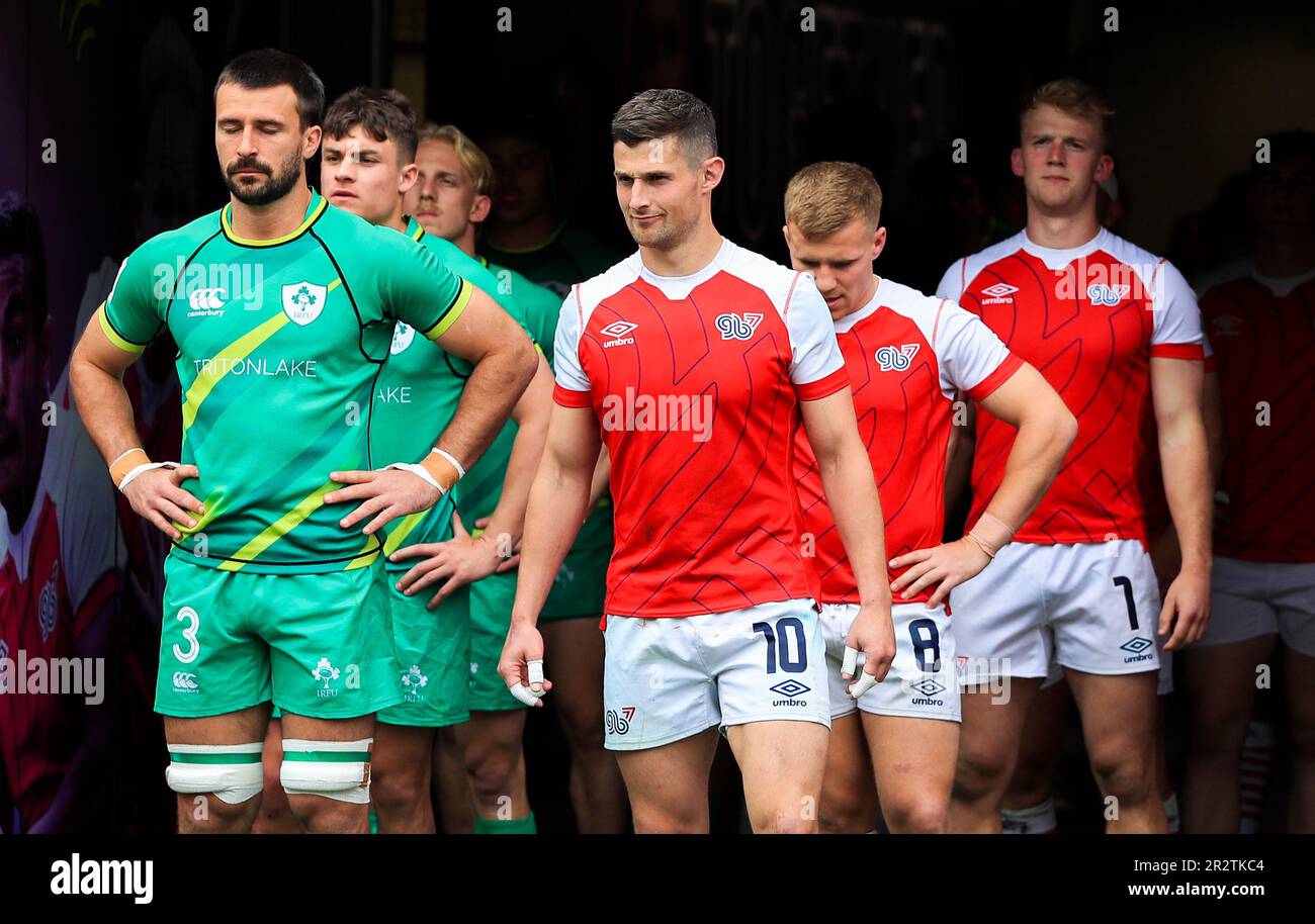 Great Britain’s Robbie Fergusson and Ireland’s Harry McNulty lead out ...