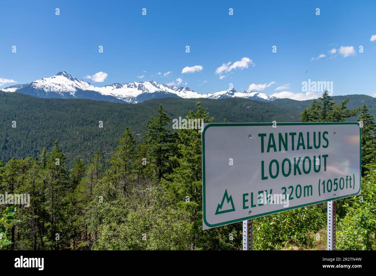 Tantalus lookout hi-res stock photography and images - Alamy