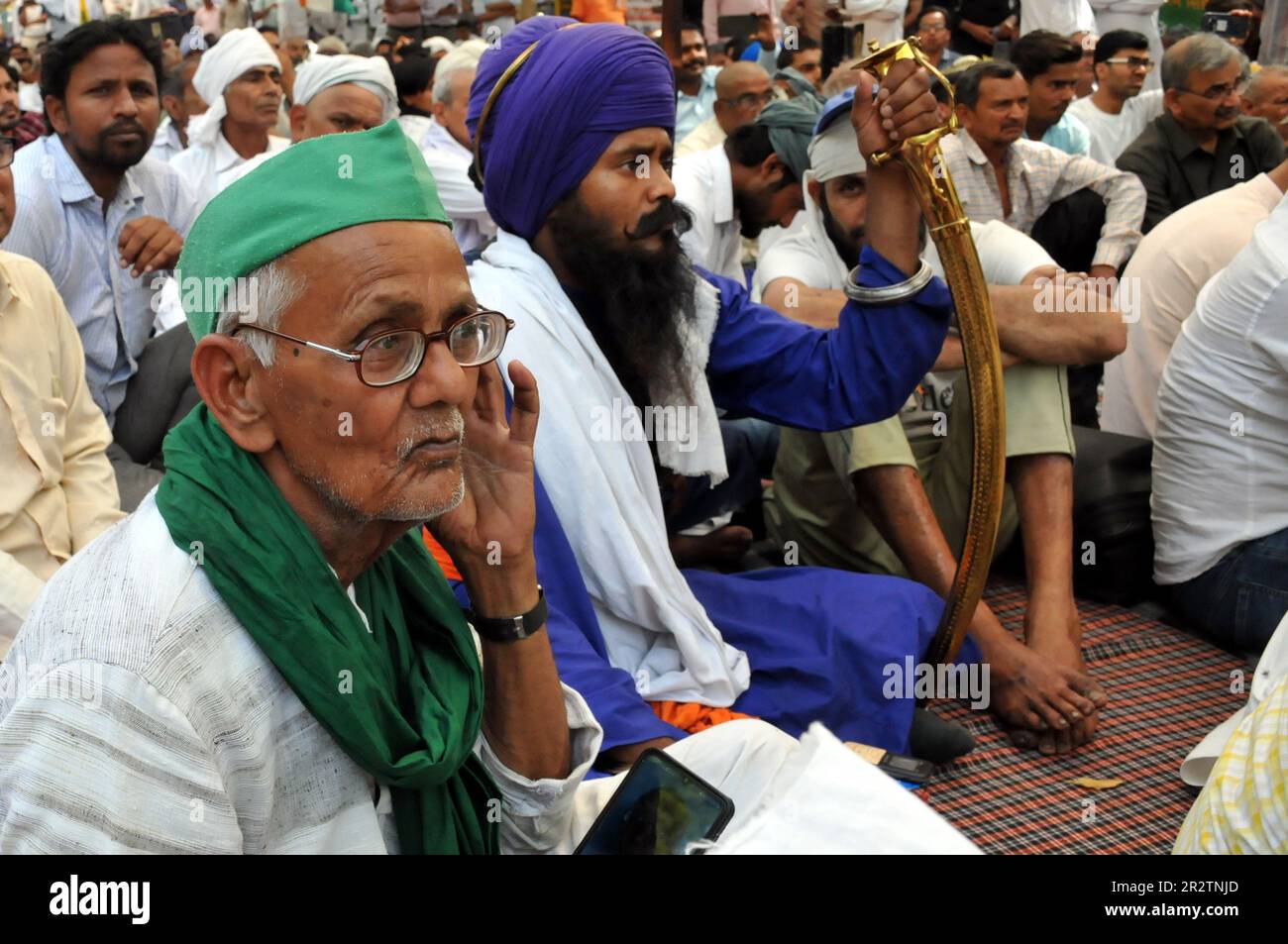 Sikh worrier hi-res stock photography and images - Alamy