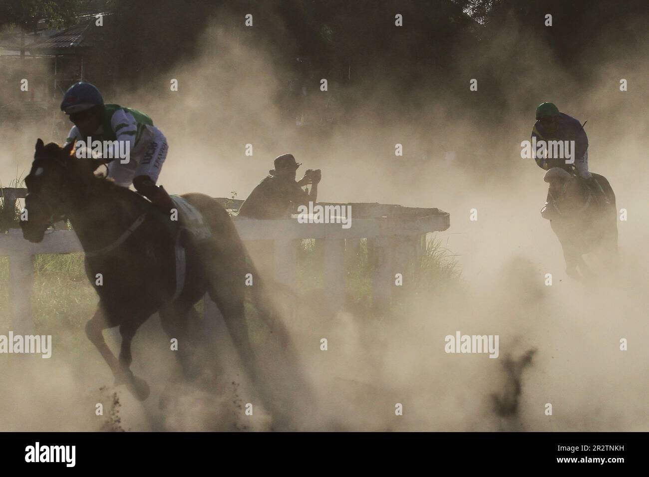 Horse Spurring at Kaitlyn Corkill blog