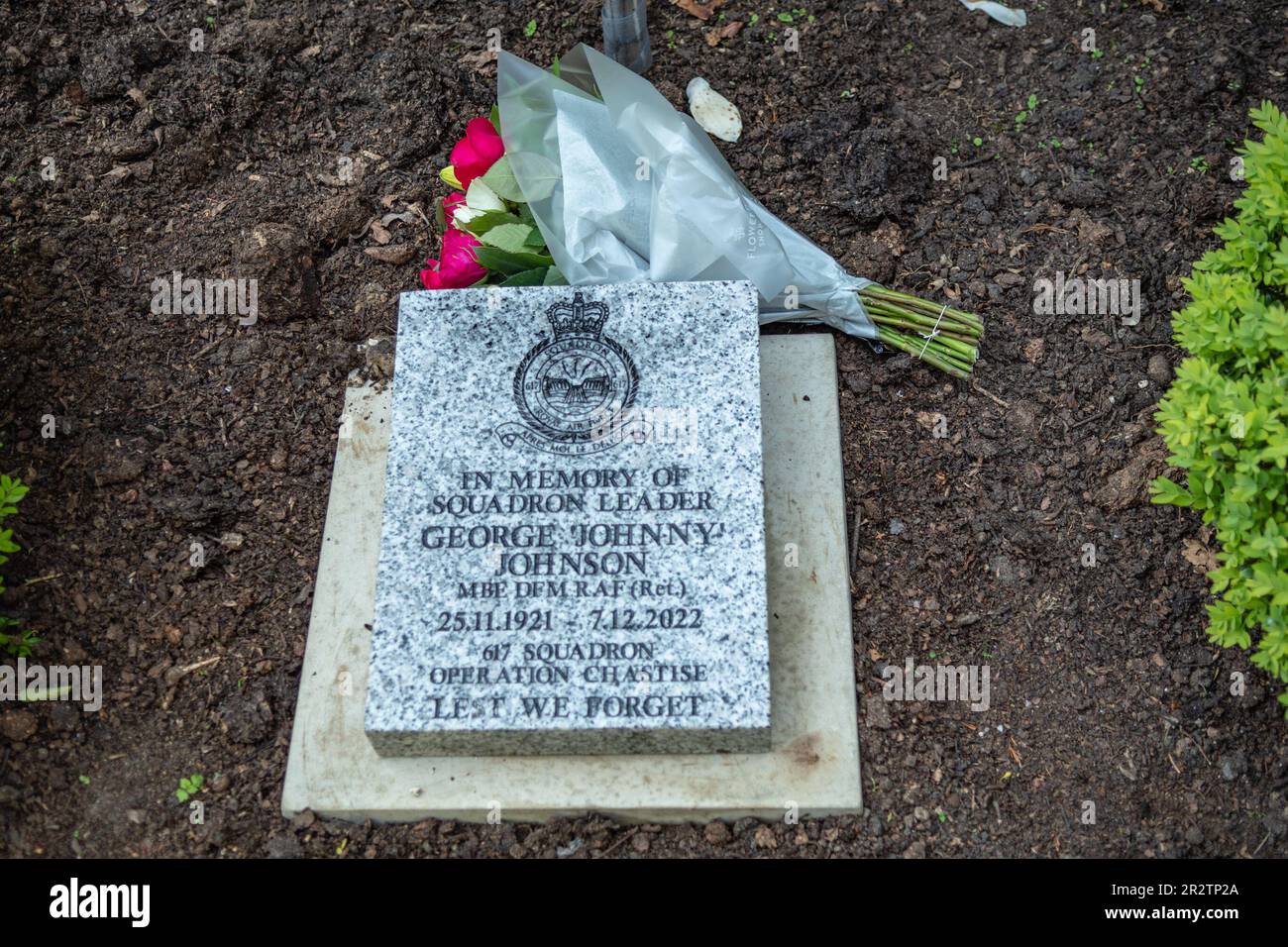The family of Squadron Leader George ‘Leonard’ Johnny Johnson gather at ...