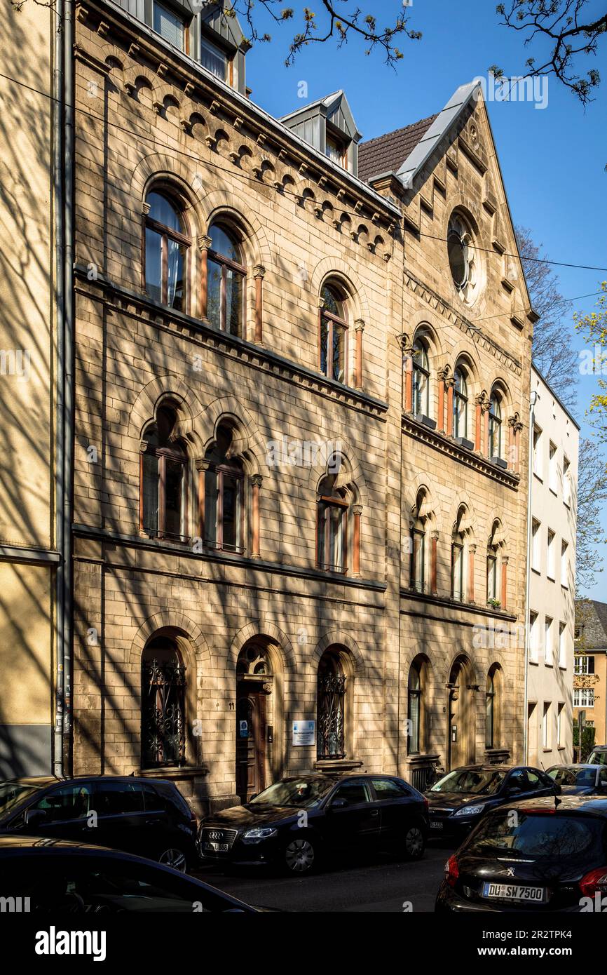 romanesque house on Marienplatz square near the church St. Maria im ...