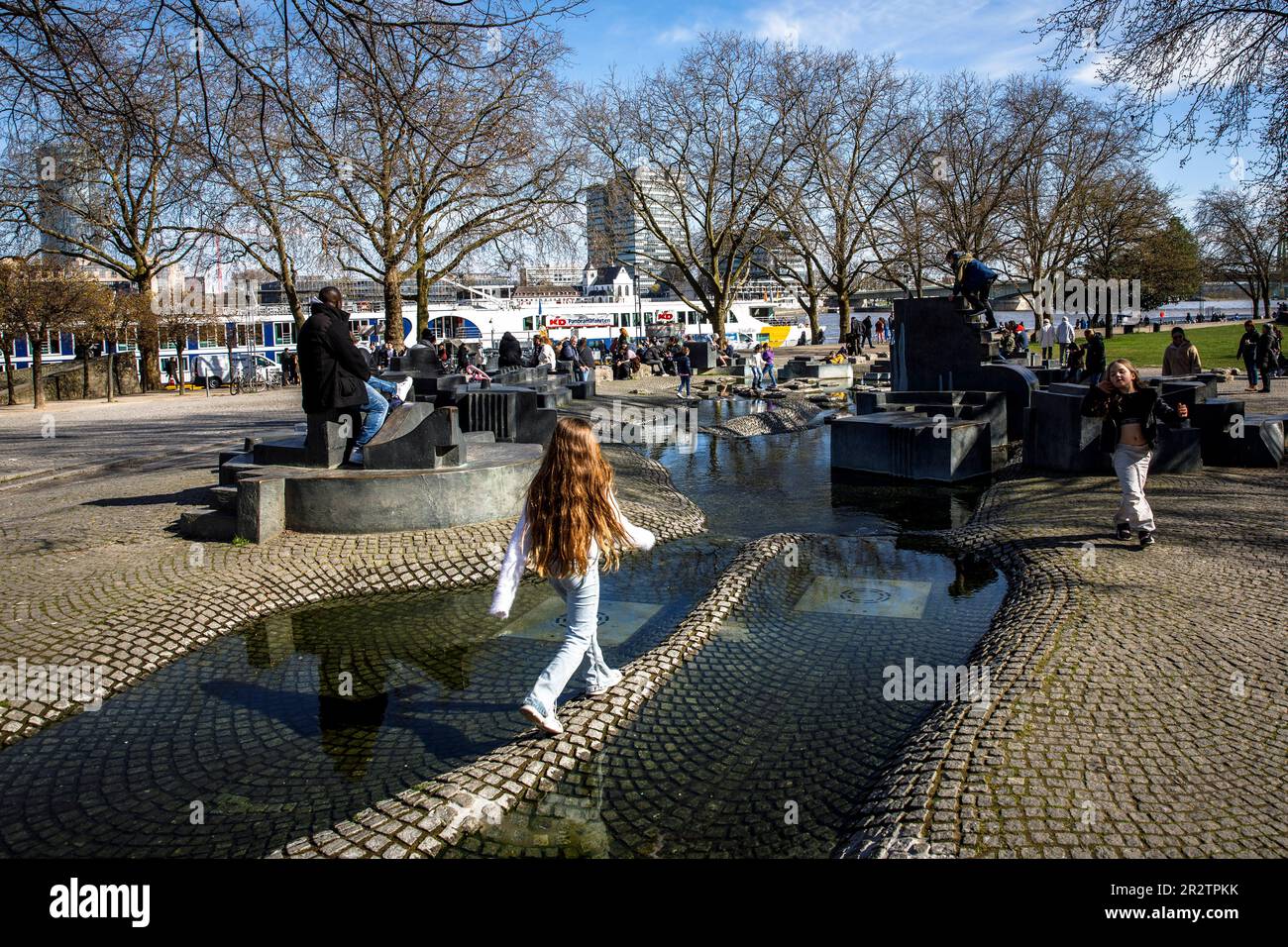 Paolozzi fountain in the Rhine garden in the historic town, fountain ...