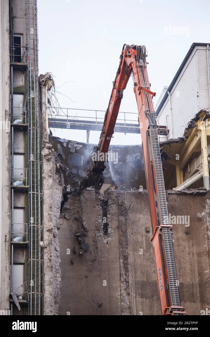 demolition of a silo building at the Ell mill and the Auer mill in ...