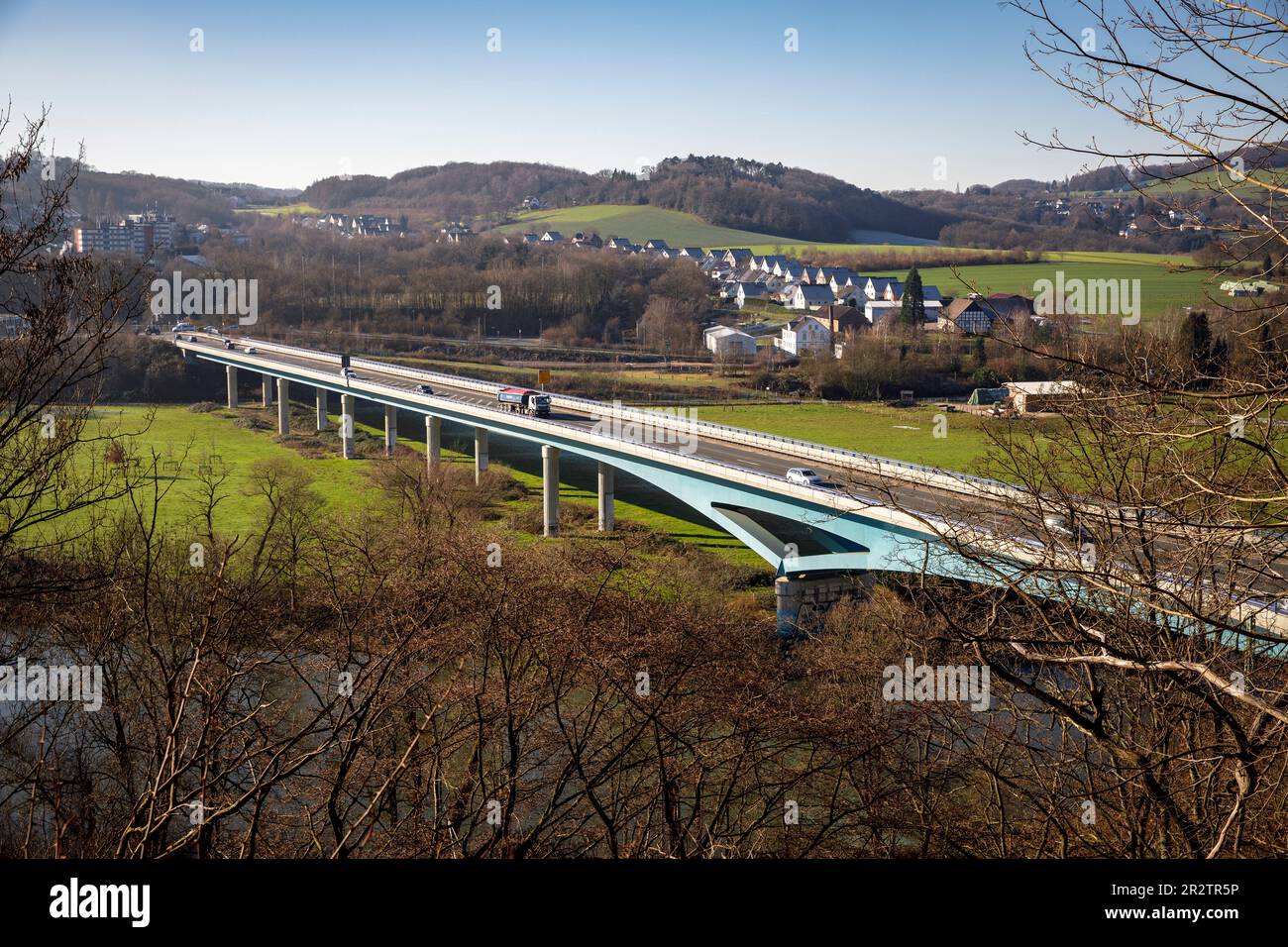 bridge of the federal road B 226n over the river Ruhr, Wetter on the ...