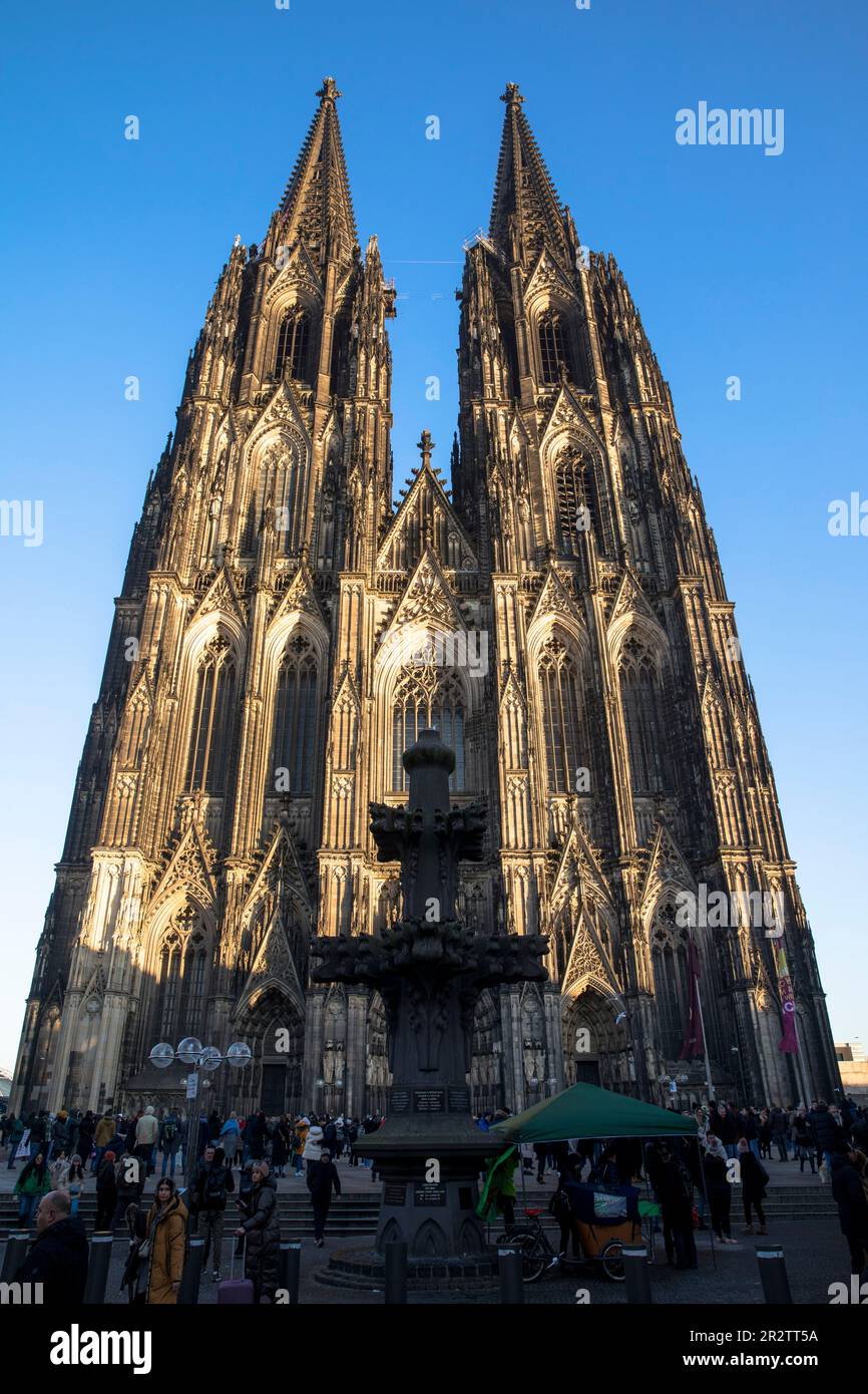 model of the finial in front of the west facade of the cathedral, the ...