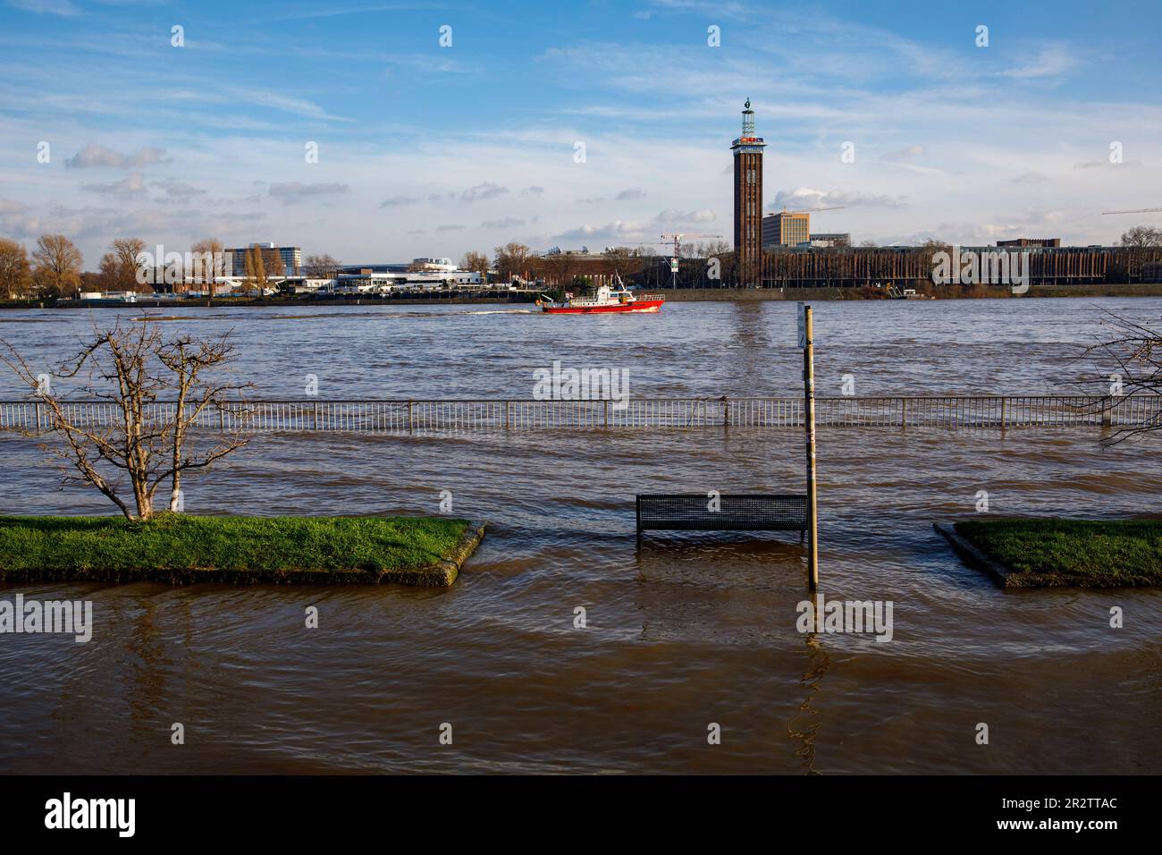 Cologne, Germany, January 18th. 2023, flood of the river Rhine, view to ...