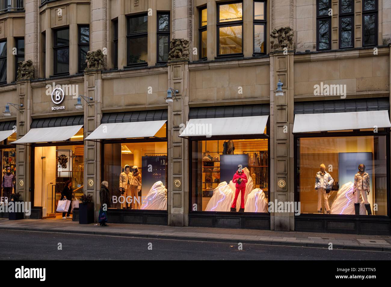 Bogner fashion store on the street Brueckenstrasse in the city, Cologne ...