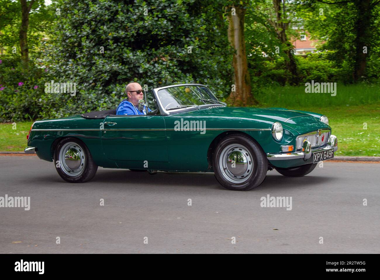 1968 60s sixties Green MG Roadster 2912 cc Petrol Cabriolet, MGC 6 ...