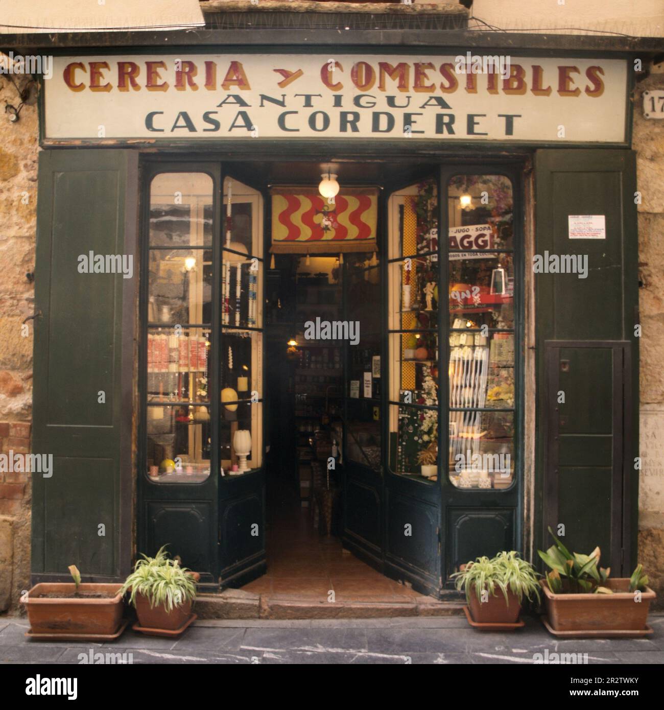 Old traditional grocery shop in Tarragona, Spain Stock Photo - Alamy