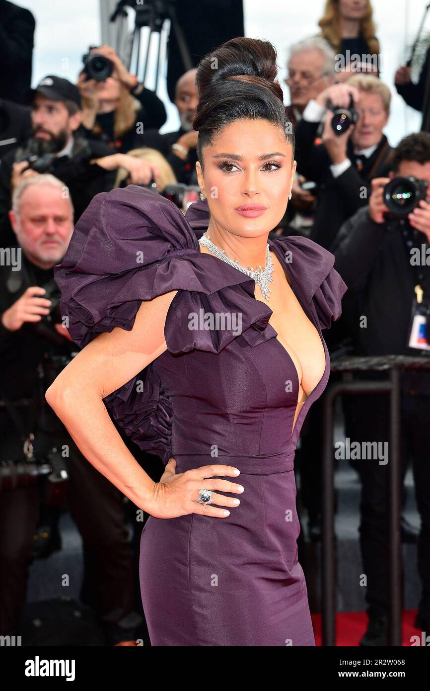 Salma Hayek attends the premiere of „Killers of the Flower Moon“ at the ...