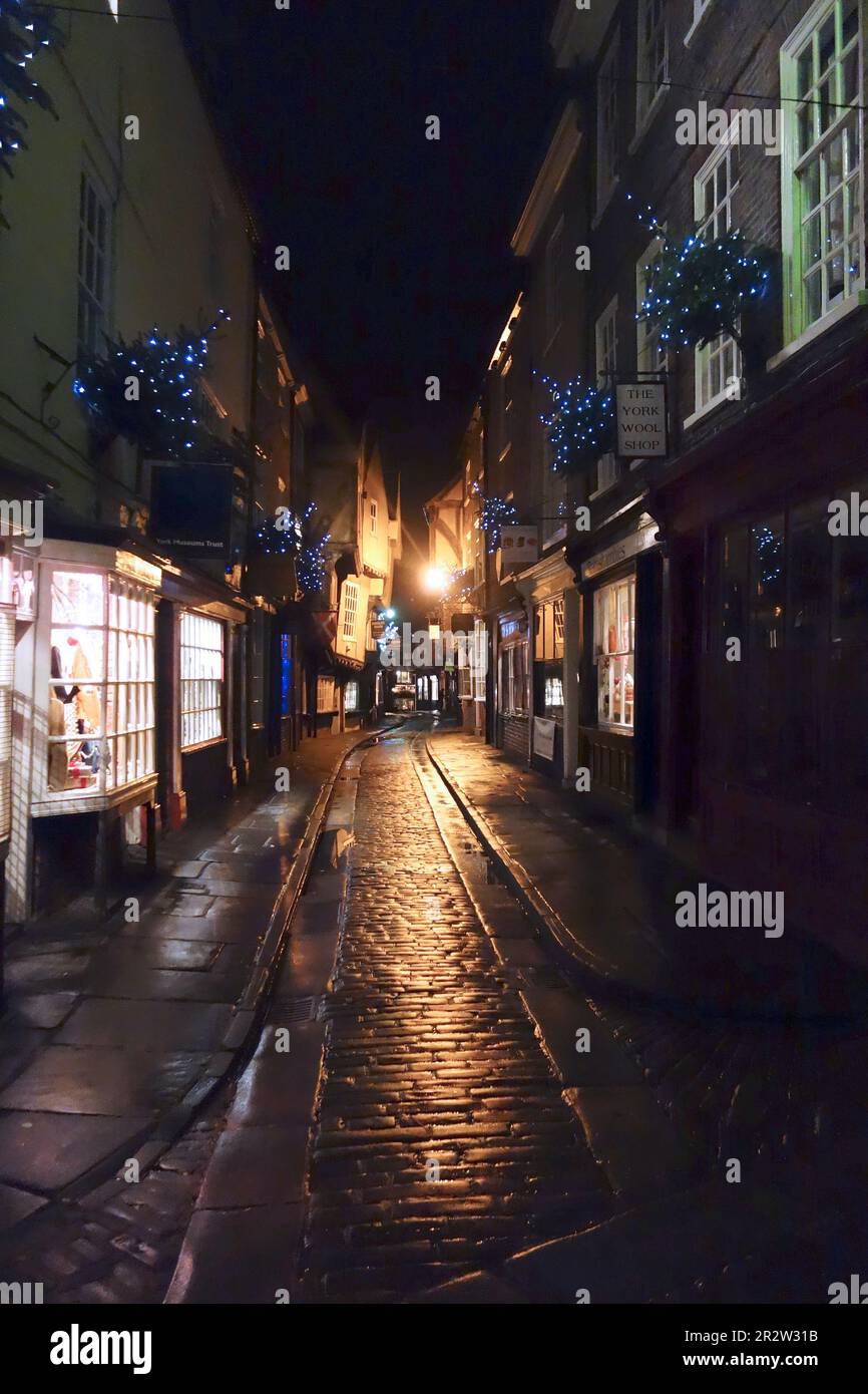 Night time nighttime hi-res stock photography and images - Alamy