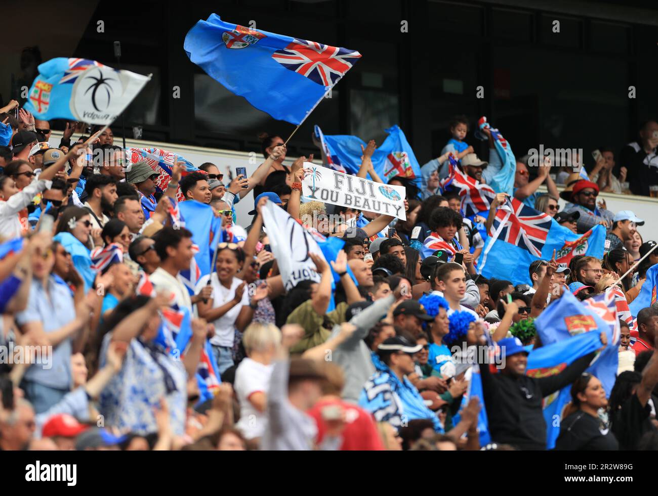 Fiji fans celebrate winning game 34 against New Zealand during the HSBC ...