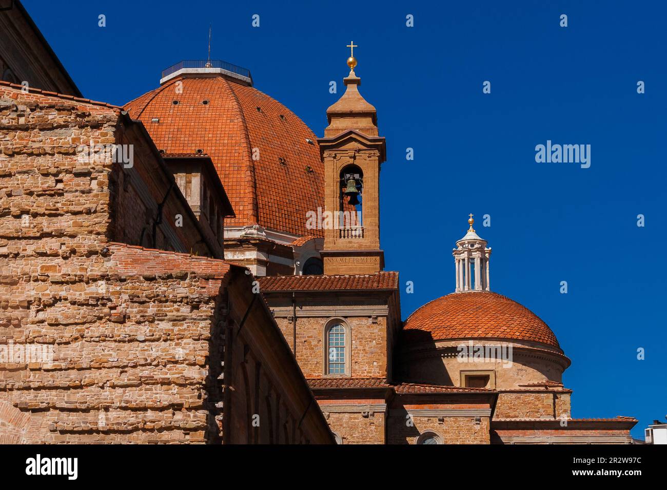 Renaissance art and architecture in Florence. Basilica of Saint ...