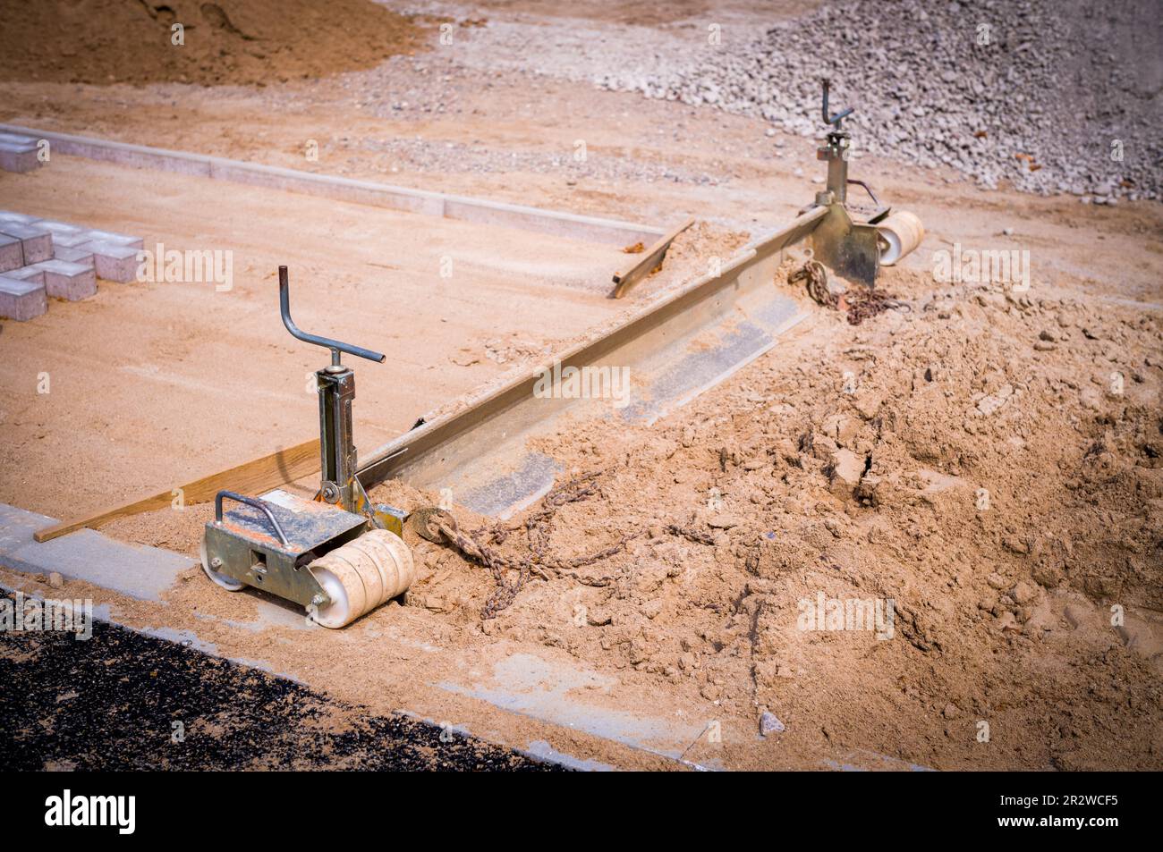 Machine lay concrete hi-res stock photography and images - Alamy