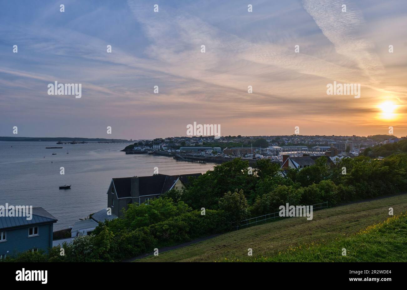 Milford haven quayside hi-res stock photography and images - Alamy
