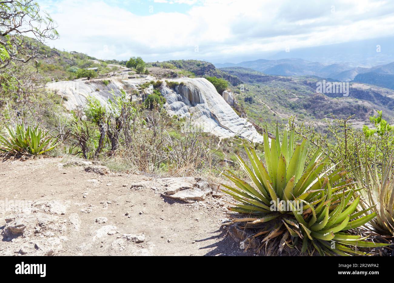 The unique frozen waterfalls and travertine pools of Hierve el Agua in ...