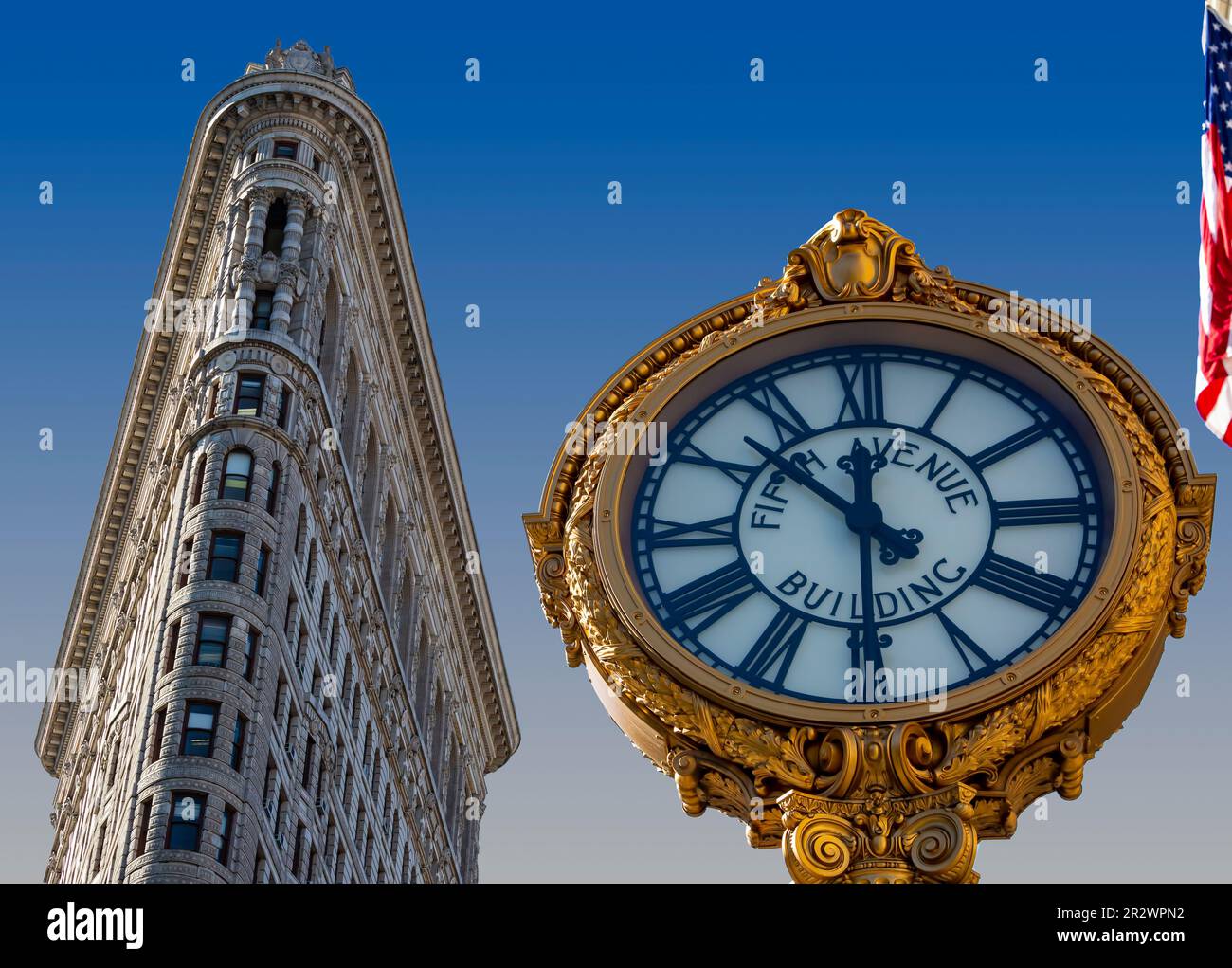 Fifth avenue clock hi-res stock photography and images - Alamy