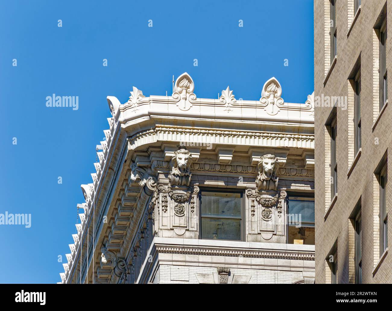 162 Fifth Avenue, a mixed-use high-rise in the Ladies Mile Historic ...