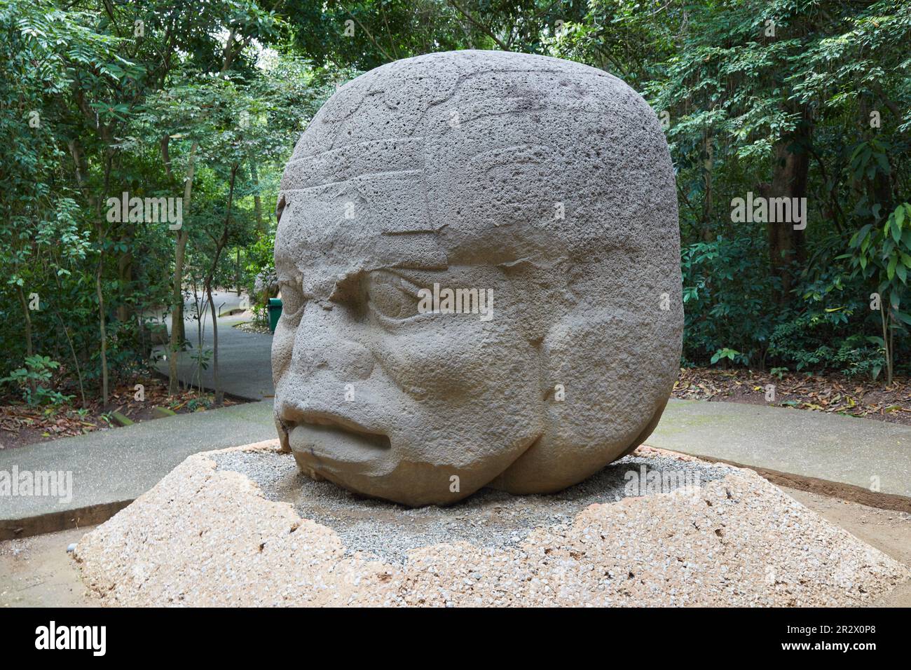 The outdoor museum of Parque Museo La Venta in Tabasco, Mexico ...