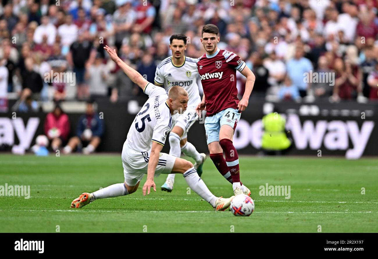 London, UK. 21st May, 2023. Declan Rice (West Ham) passes past Rasmus ...