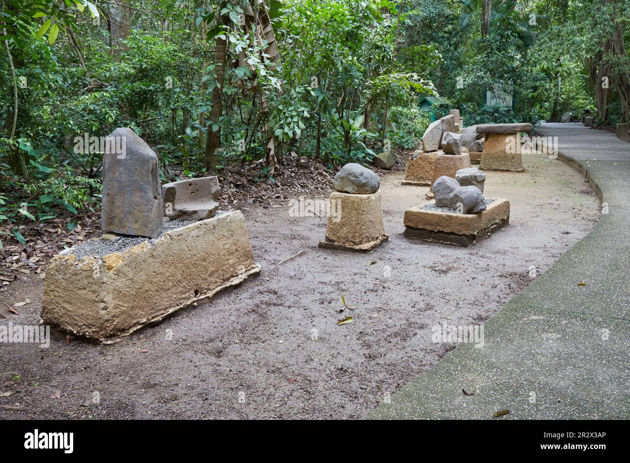 The outdoor museum of Parque Museo La Venta in Tabasco, Mexico ...